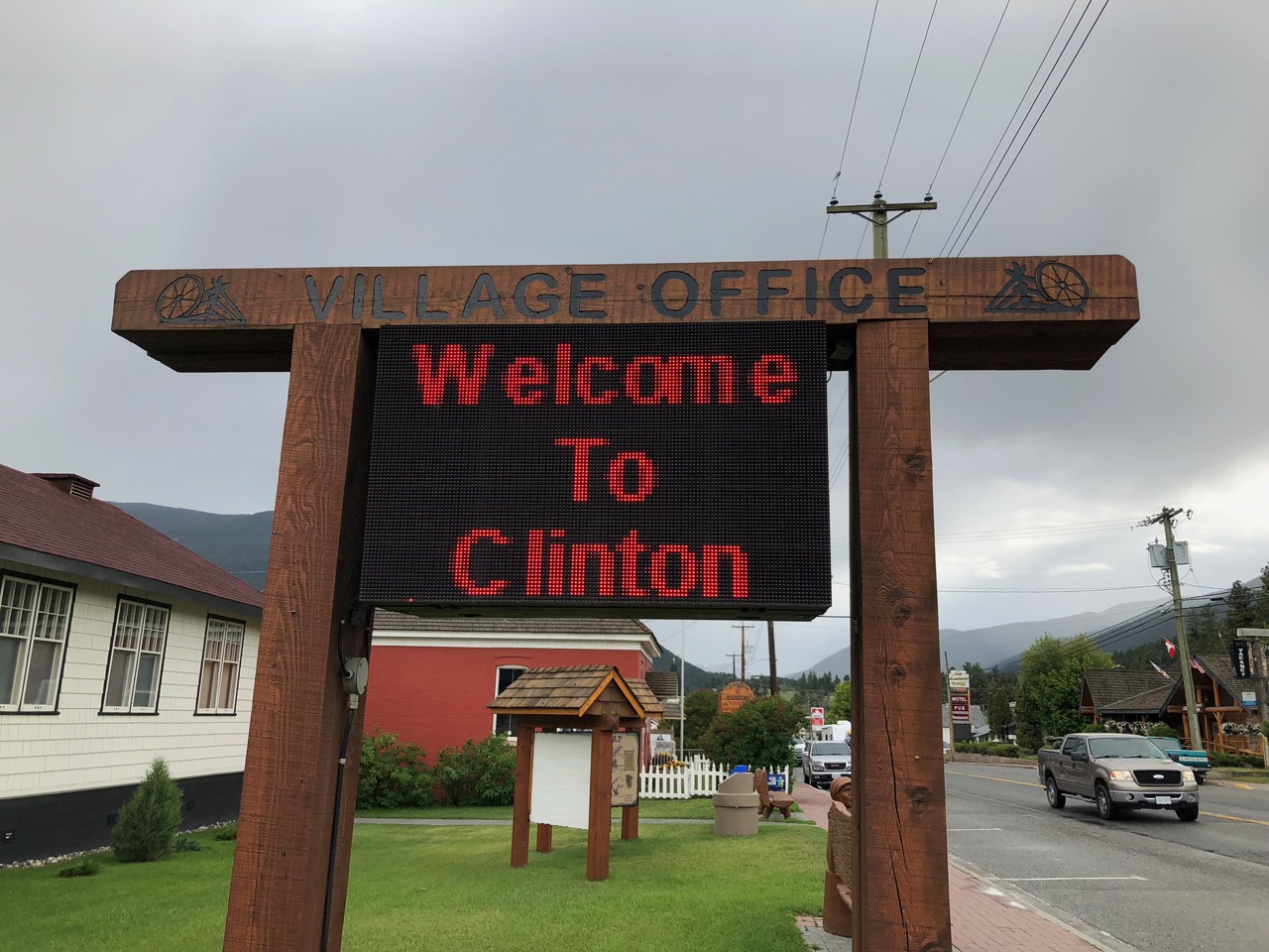 No way to get around the rain, Clinton BC – Twoems